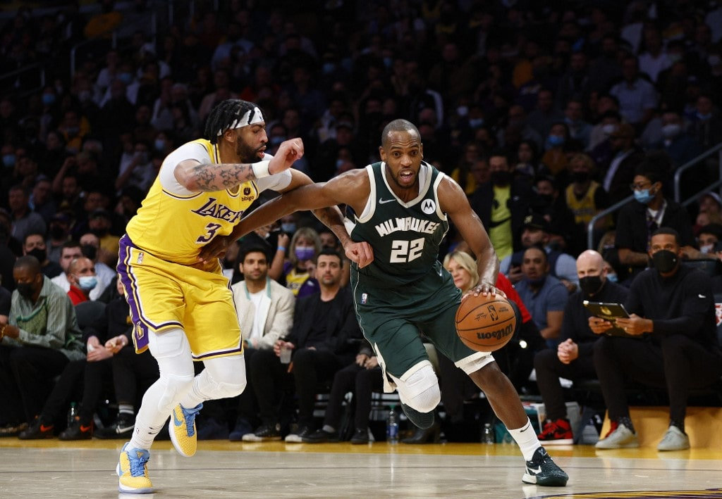 Bucks vs Nets Preview - NBA Betting News | Point Spreads