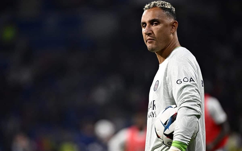 Navas sued: Lawsuit Highlights Alleged Labor Law Violations